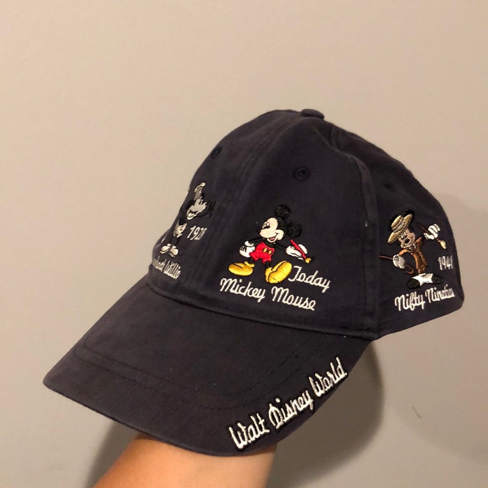 Walt Disney World Mickey Mouse Generations Classic Co… - Gem